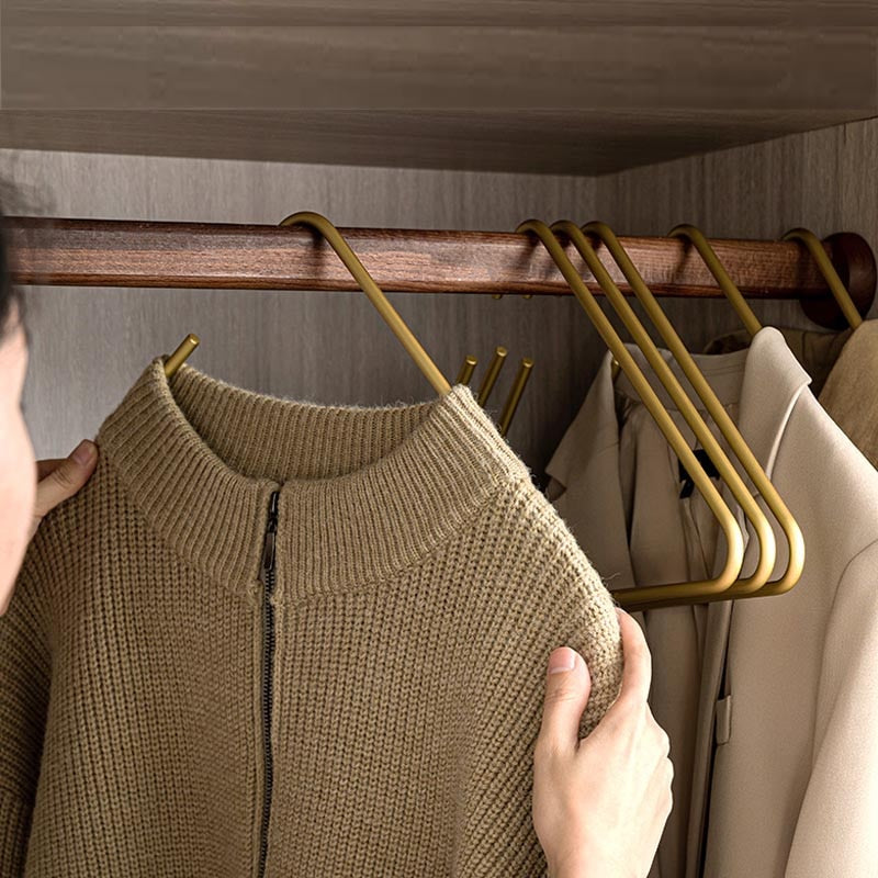 TEEK - Triangle 5pcs Solid Metal Hangers - TEEK